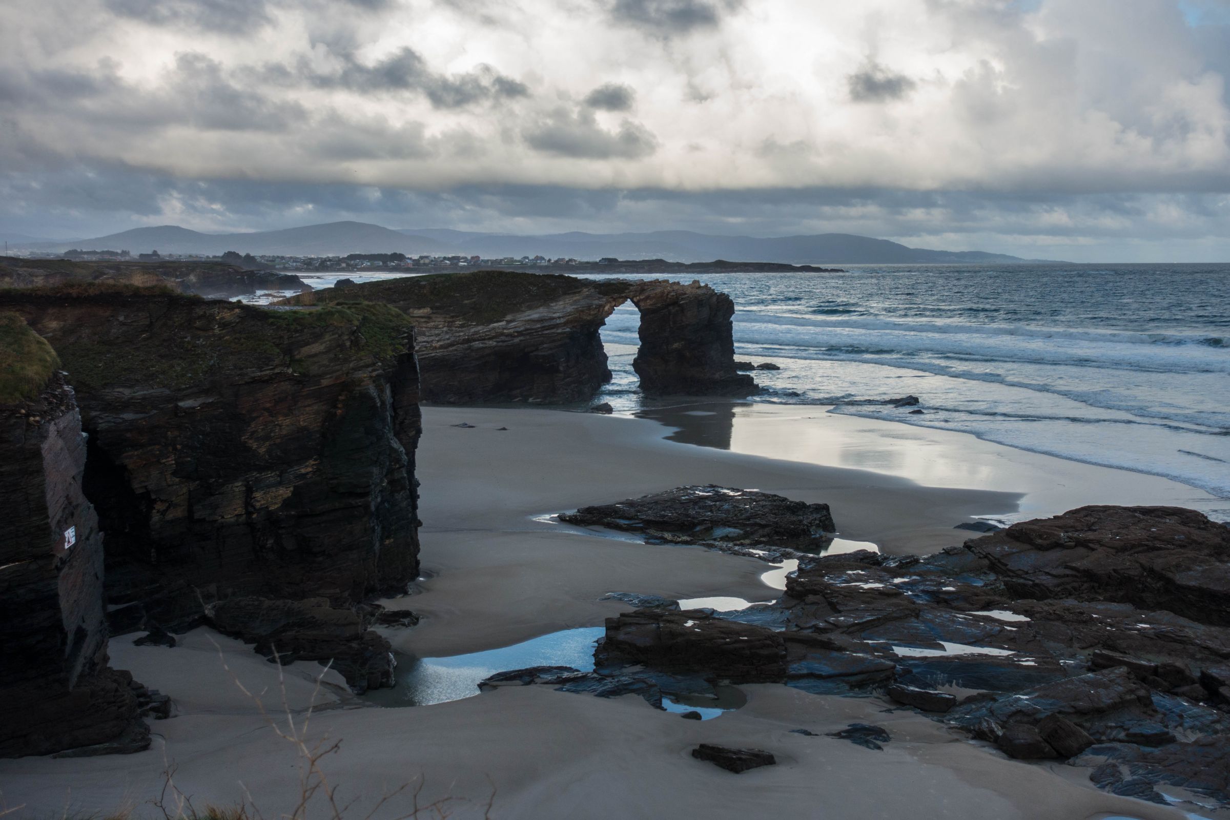 Cathedral Beach - As Catedrais Beach